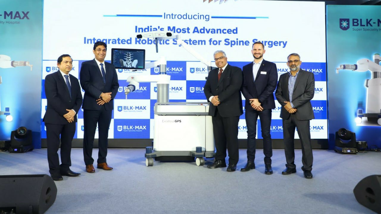 BLK-Max Hospital introduces AI-enabled robot-assisted surgery (RAS ...