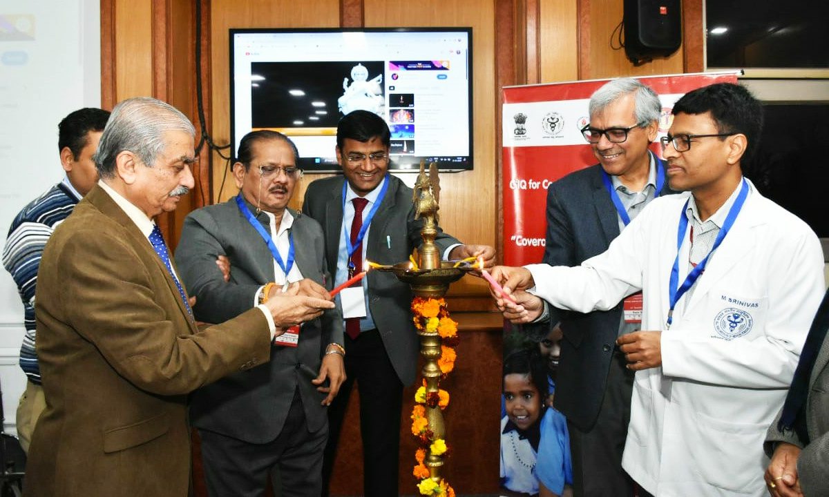 AIIMS, Medtronic open robotic surgery training center in India ...