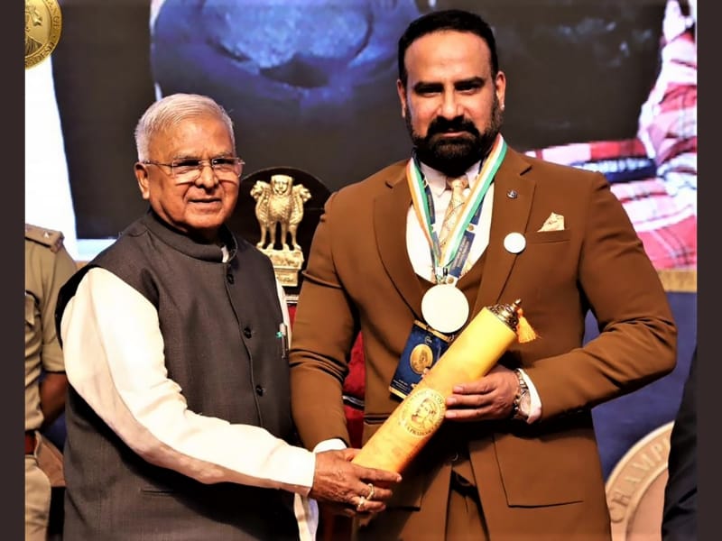 Dr Ajay Rana receives MP Govt award - Healthcare Radius