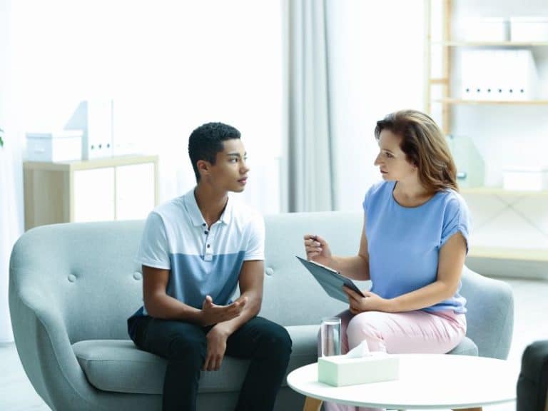 Psychological first aid: A five-step guide for doctors - Healthcare Radius