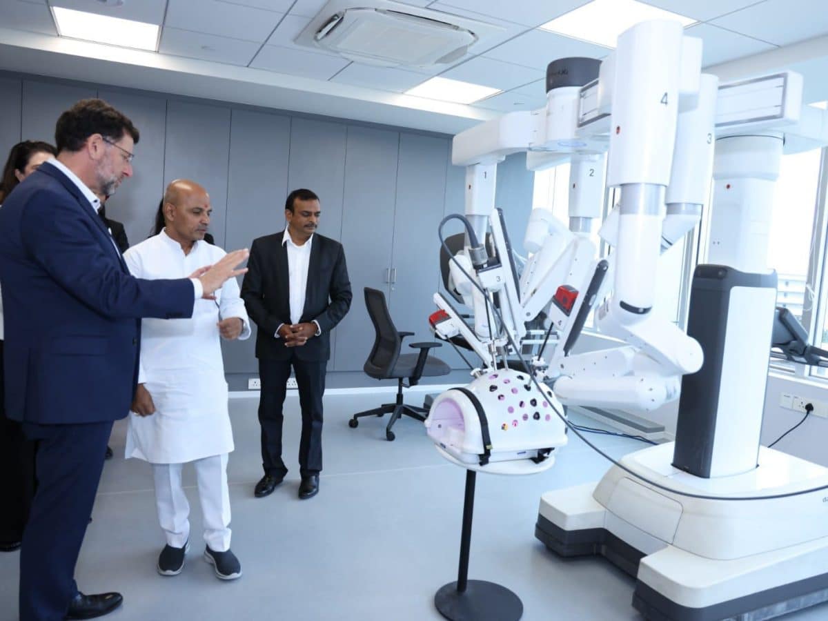 Intuitive installs 100th robotic-assisted surgical system - Healthcare ...