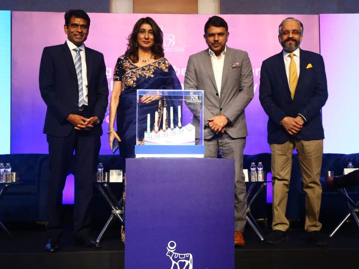 Generic Aadhaar distributes free sanitary pads to rural women